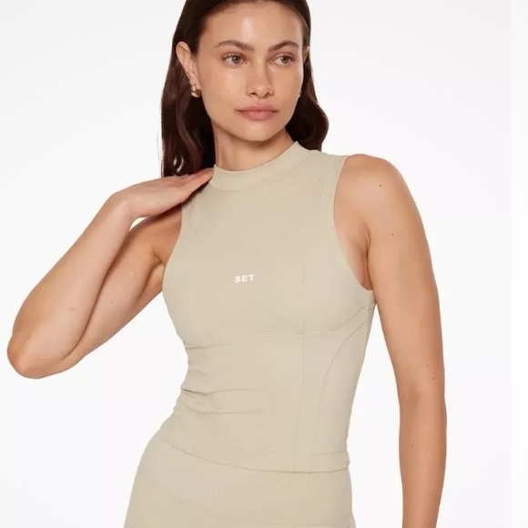 SET Active | Tops | Set Active Sportbody Rider Sports Bra And Tank Top ...